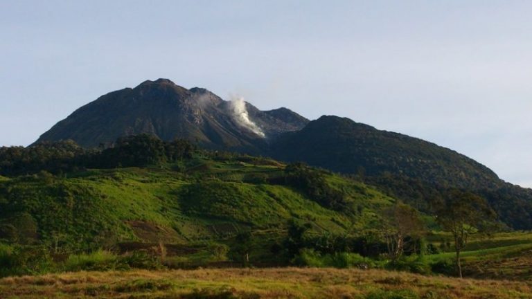 Philippine Mountains: A must-climb for Trekkers - Expat.com.ph