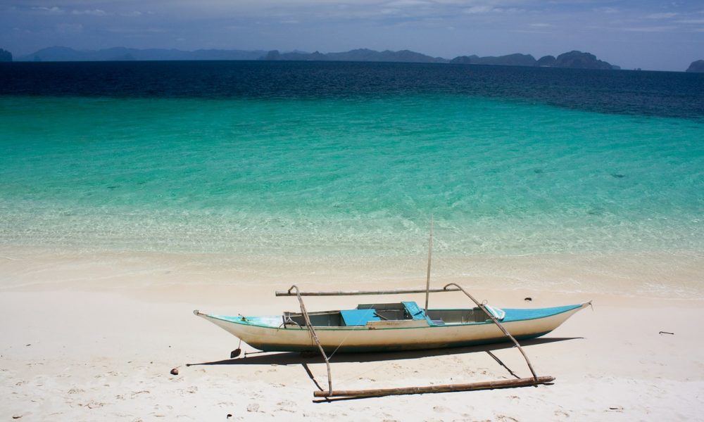 8 Things You Need to Know When Going on An Island Tour - Expat.com.ph